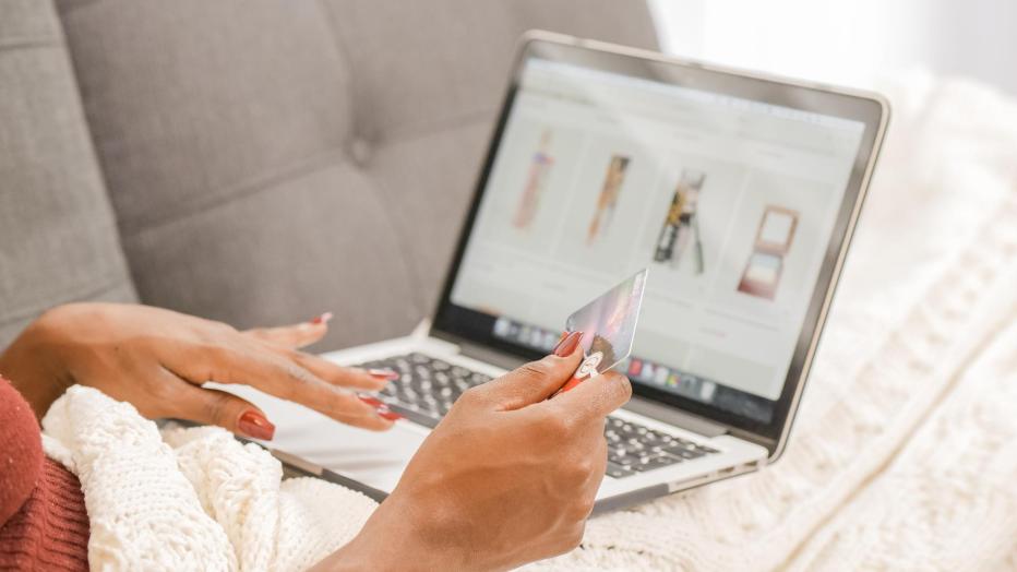 Diese Webseite verrät, ob ein Online-Shop ein Fake ist