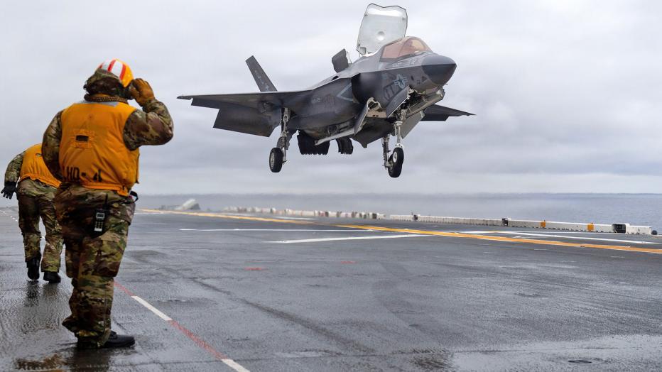 Gefährlicher Lärm: F-35B erzeugt Schall-Schleife beim Landen
