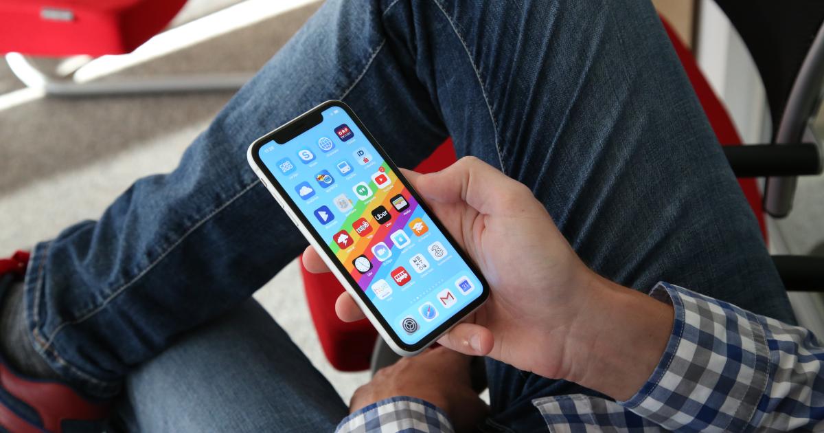 Apple soll günstiges iPhone XE mit AMOLED-Screen bringen