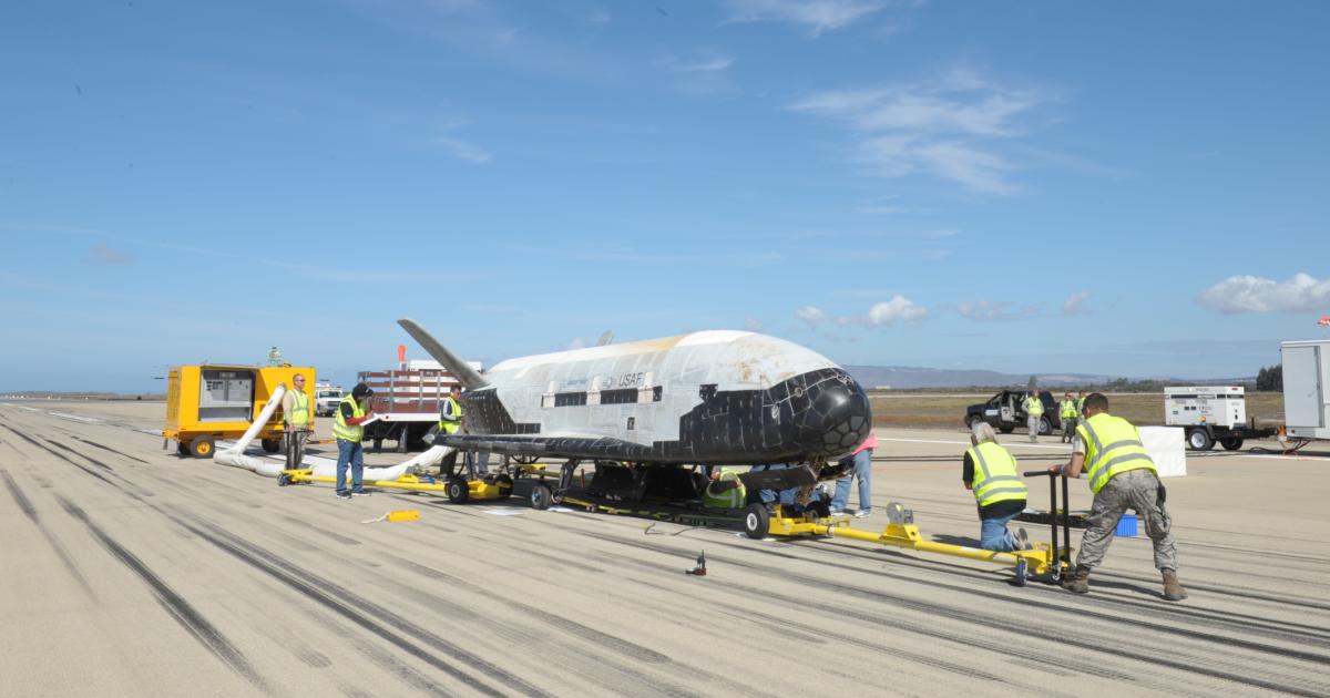 Himmelsbeobachter fotografiert geheimes Mini-Space-Shuttle der Air Force