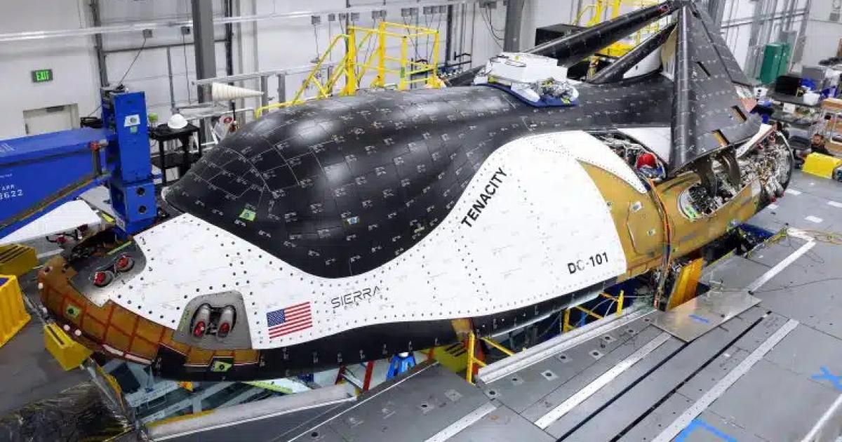 Neues Space Shuttle: Der erste Dream Chaser ist fertig