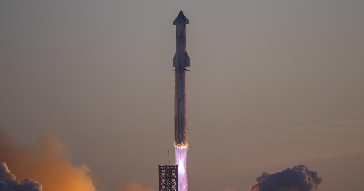 Die 33 Starship-Triebwerke formten riesigen "Schock-Diamanten"